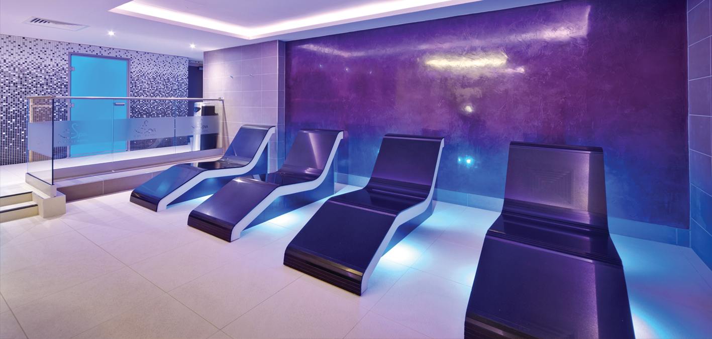 Discover the ultimate in relaxation at the Suites Hotel Spa