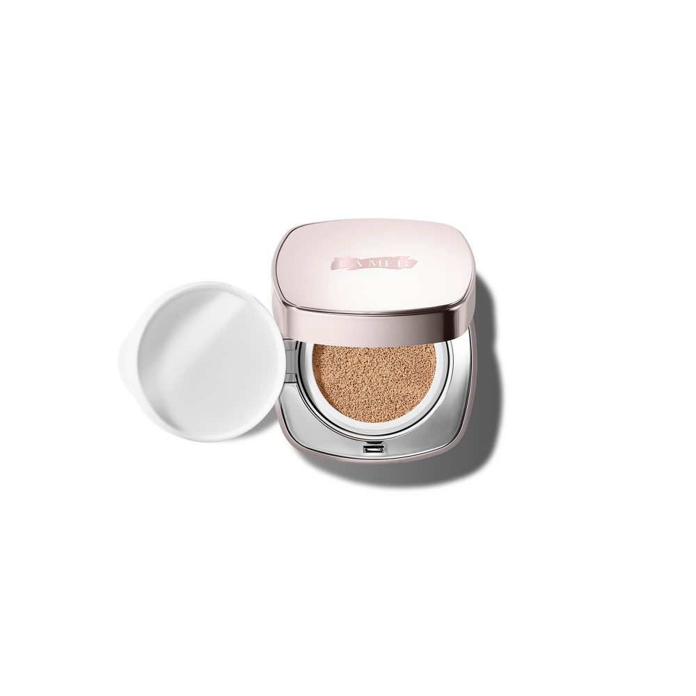 La Mer's Luminous Lifting Cushion Foundation Reviewed